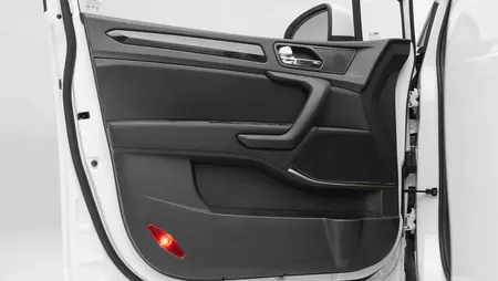 مشخصات فنی کی ام سی SR3 1.6 لیتر سال 1404 - 1404 | باما