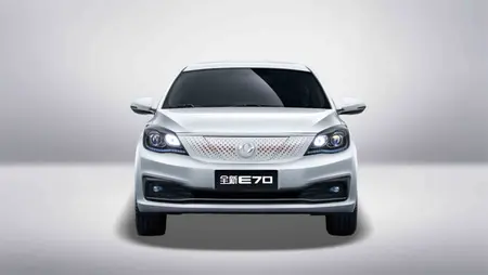 مشخصات فنی دانگ فنگ E70 110 کیلووات سال 2023 - 2023 | باما