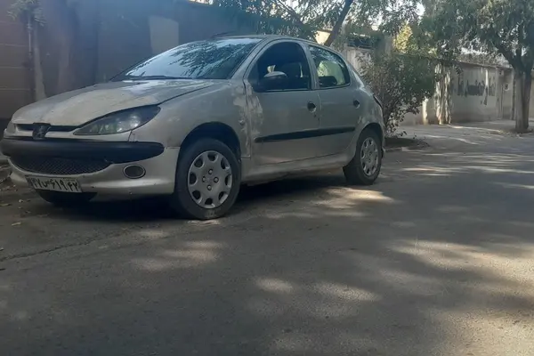 پژو 206 تیپ 2 فروشی - 1404/8/1 | باما