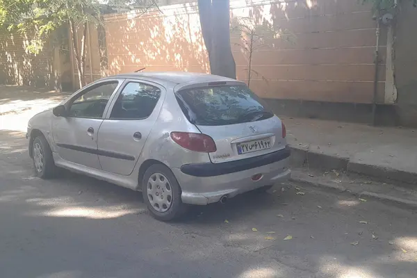 پژو 206 تیپ 2 فروشی - 1404/8/1 | باما