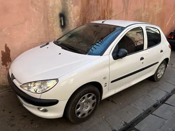 پژو 206 تیپ 2 فروشی امروز یکشنبه 11 آبان | باما