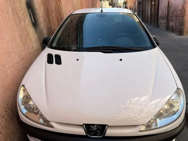 پژو 206 تیپ 2 فروشی امروز یکشنبه 11 آبان | باما