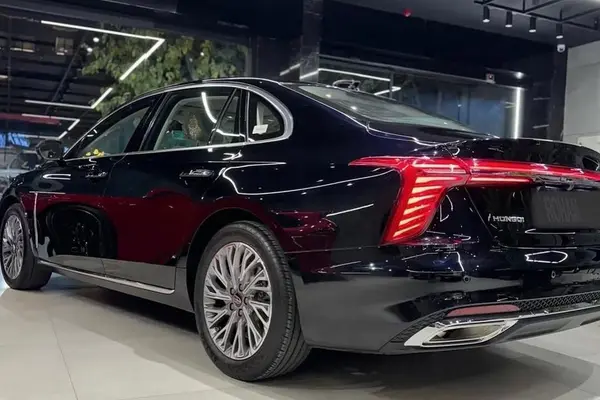 هونگچی H5 2.0 لیتر توربو فروشی امروز دوشنبه 12 آبان | باما