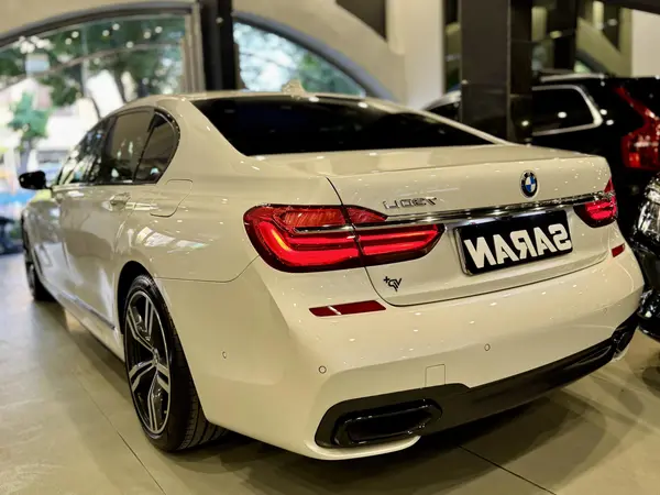 ب ام و سری 7 730li فروشی - 1404/7/21 | باما