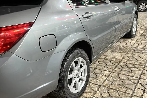 دنا پلاس EF7 5 دنده ساده فروشی امروز یکشنبه 4 آبان | باما